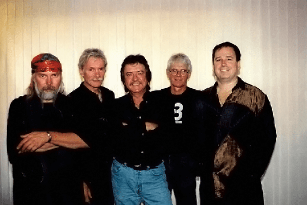 The History of the Legendary Ottawa Band The Five Man Electrical Band ...